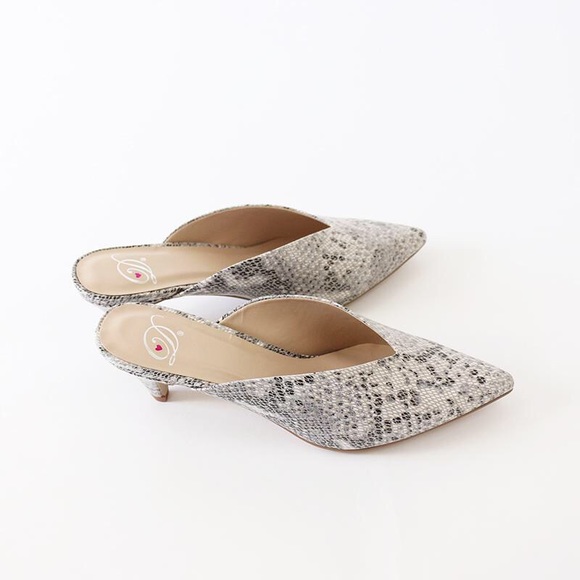 Delicious | Shoes | Radar Beige Python Heel Mule | Poshmark